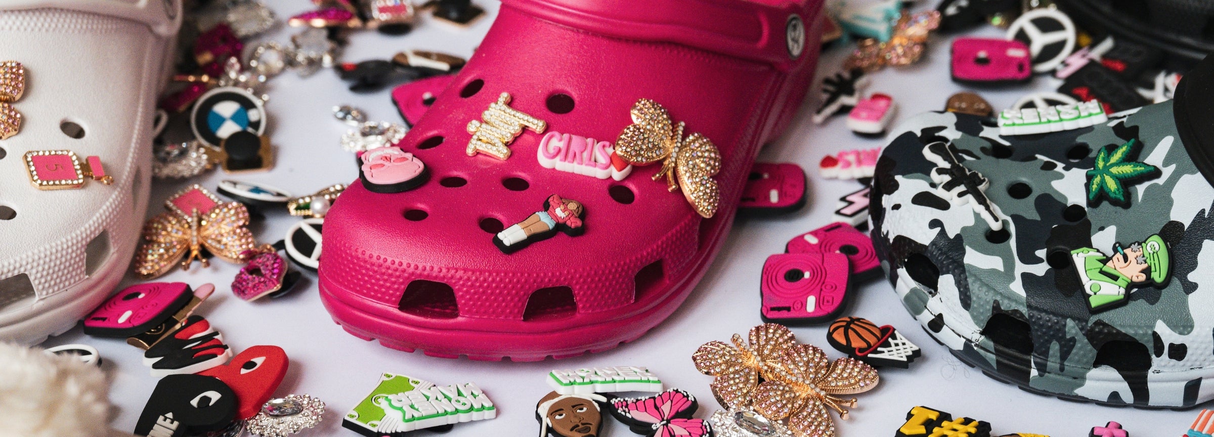 Pin's, Sabots et Accessoires Uniques - Personnalise ta paire